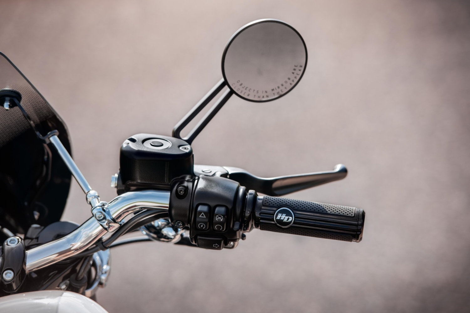 Puños Harley-Davidson® Colección Defiance – Negro Anodizado – Multifit ...